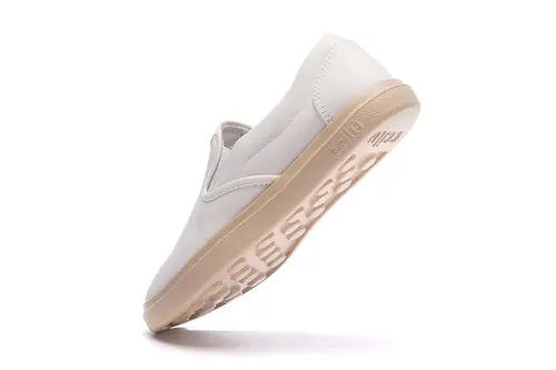 CCILU USA Xpresole Cody Waterproof Slip-on Sneaker
