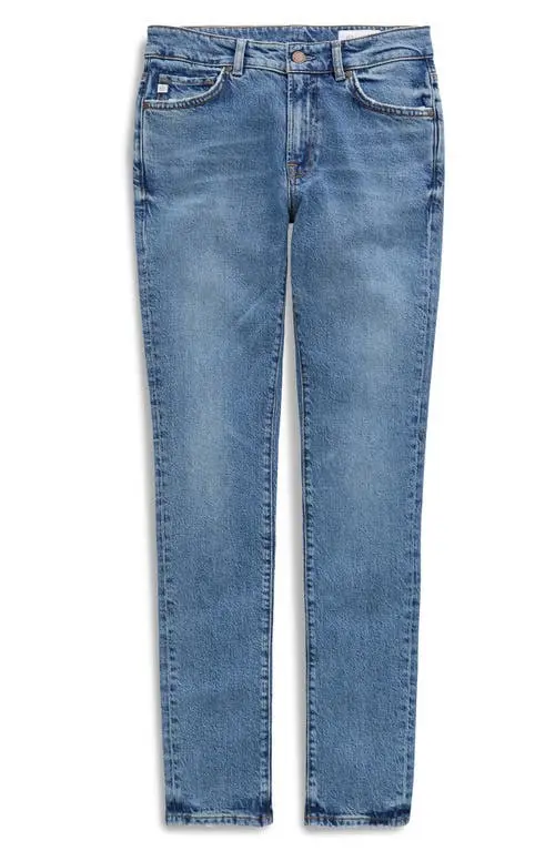 Ag Quinn Low Rise Cigarette Jeans