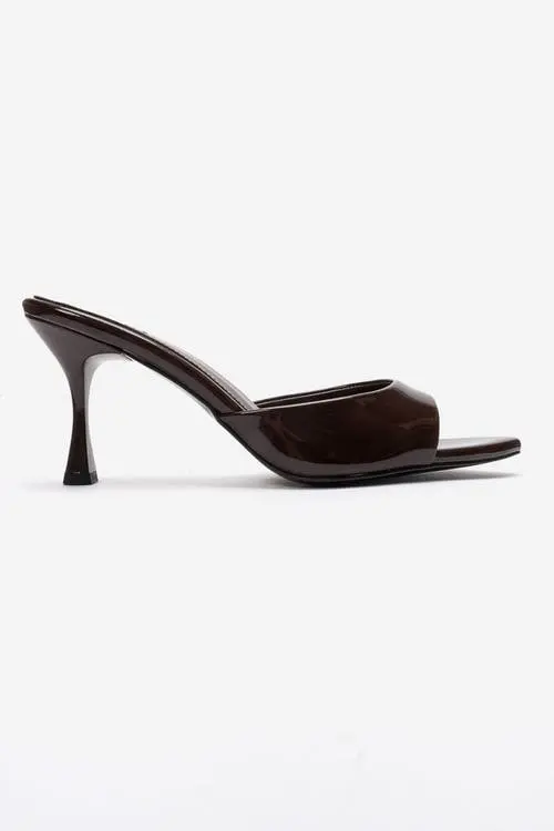 PROLOGUE SHOES Tiera Stiletto Sandal - Brown