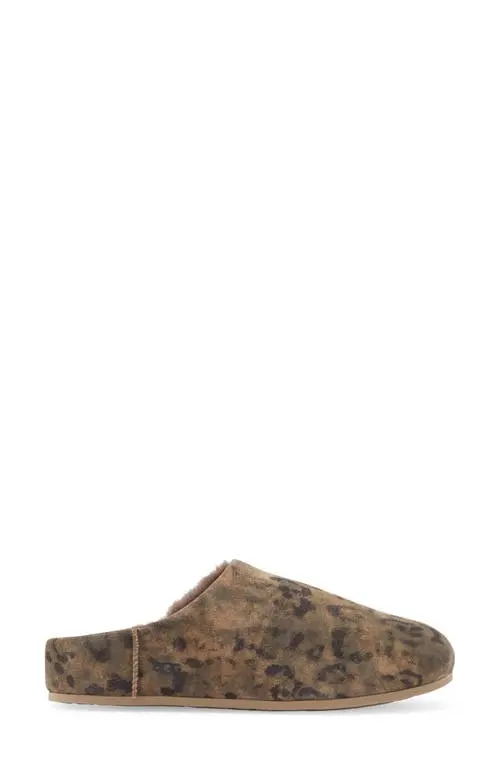 UGG Elea Spotted Slip-on Slipper - Chestnut