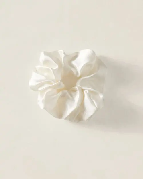 HAVEN WELL WITHIN Washable Silk Scrunchie - Ivory