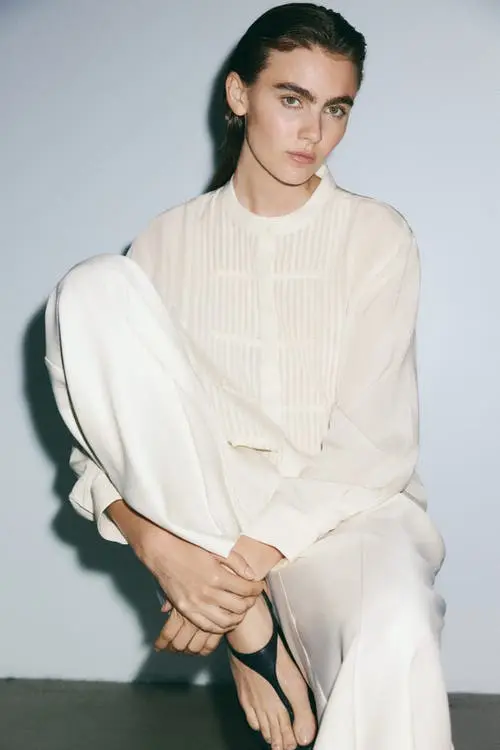 H&M Button-front Pintuck Blouse