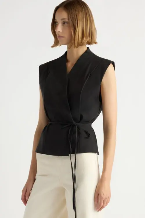 Modern Citizen Leandra Tie-wrap Vest - Black