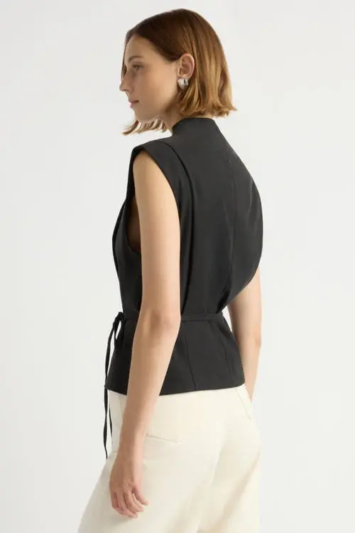 Modern Citizen Leandra Tie-wrap Vest - Black