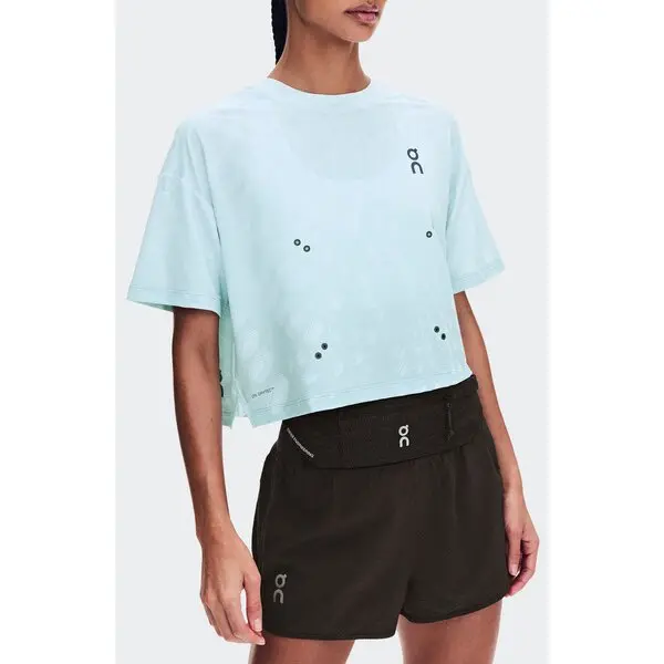 On Performance Volt-t Performance Graphic T-shirt