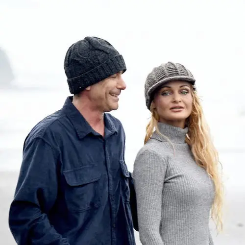 NIRVANNA DESIGNS Hand Knit Wool Cable Beanie