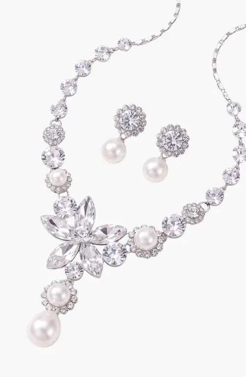 MODENAIRE Flower Pearl Drop Necklace And Earrings Set