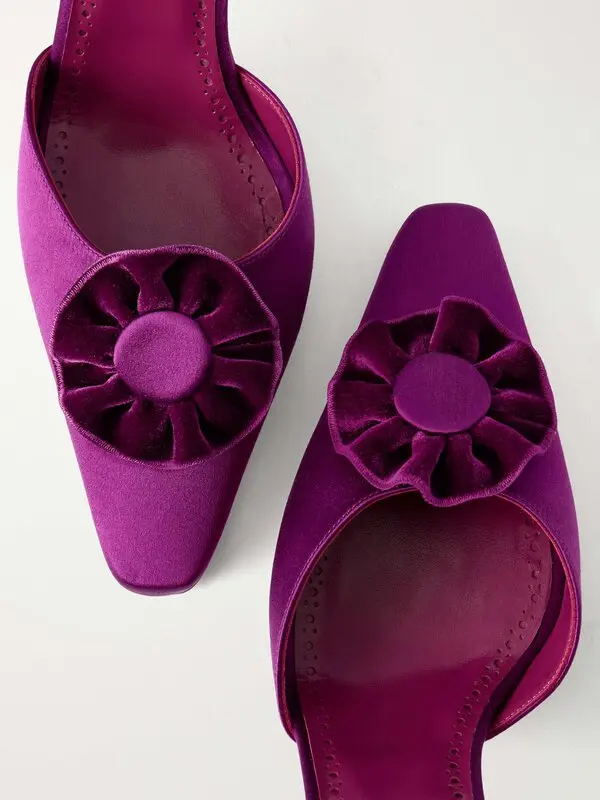 Manolo Blahnik Caulosli 90 Velvet-trimmed Satin Slingback Pumps