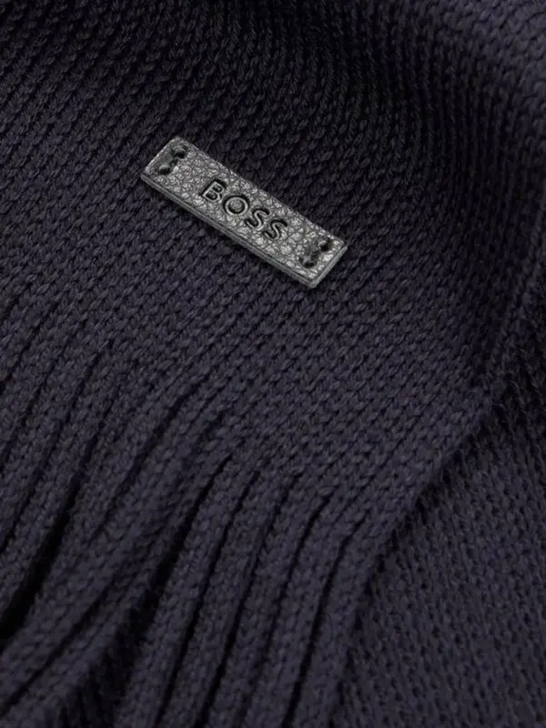 Hugo Boss Logo Patch Raschel Knitted Scarf