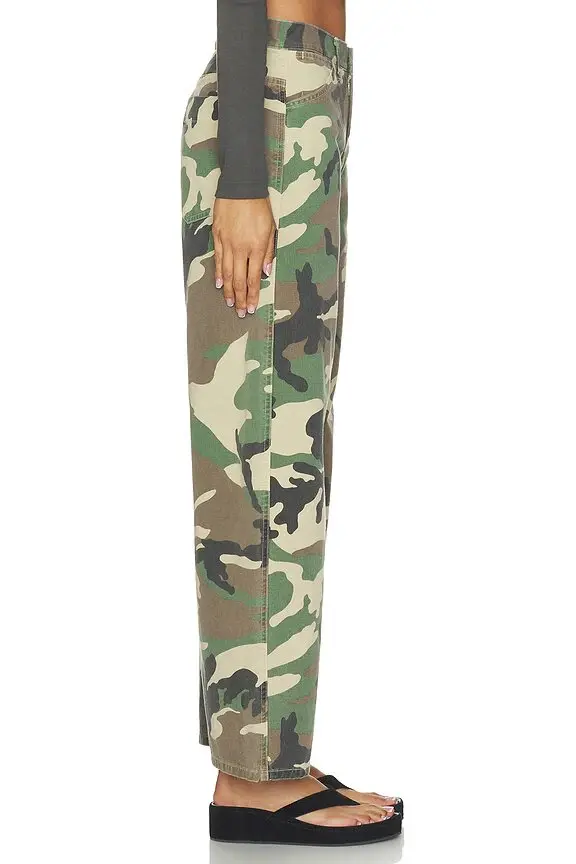 NILI LOTAN Camouflage Print Casual Trousers