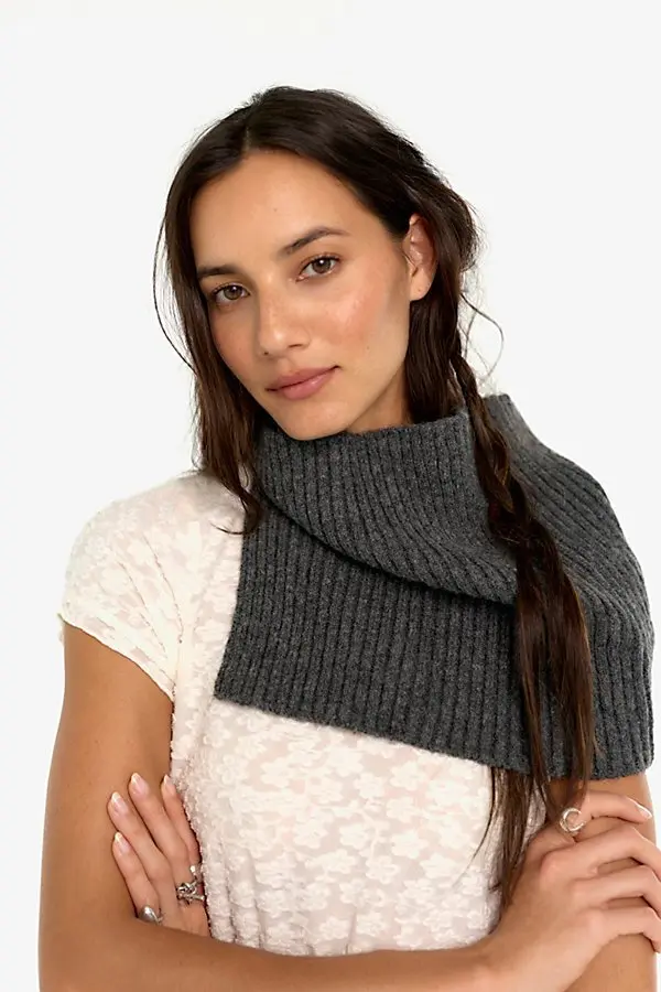 Free People Essential Snood - Grey