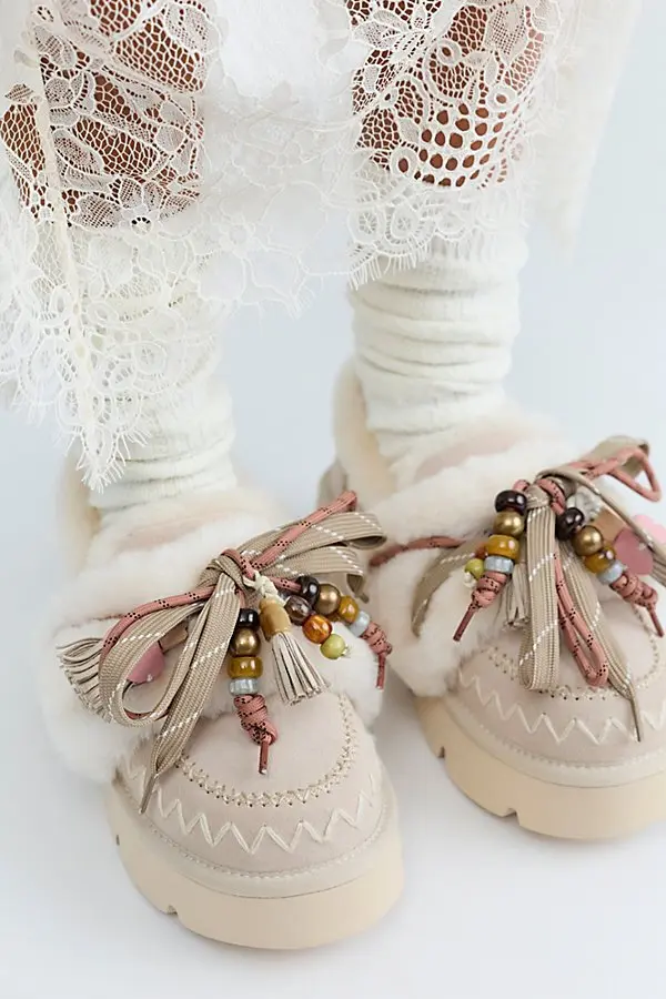 NAN-KU COUTURE Shearling Moccasins - Beige