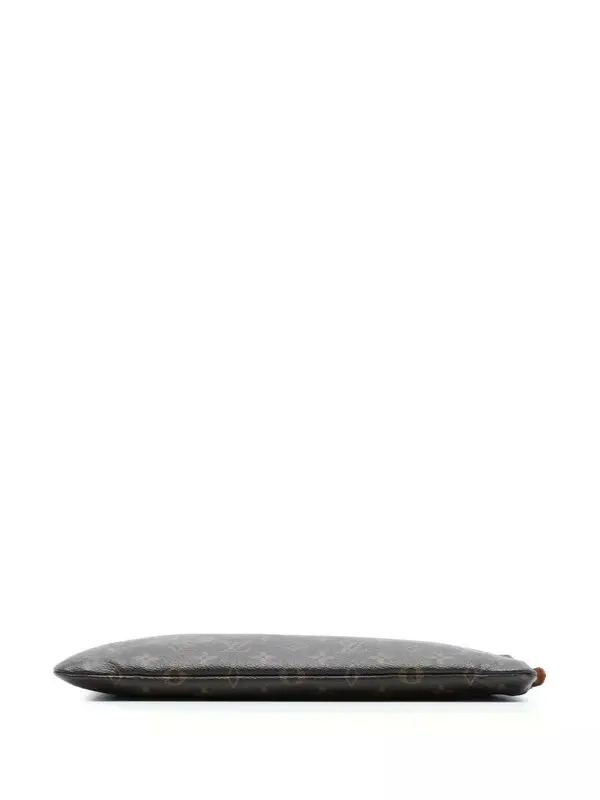 LOUIS VUITTON 2017 Monogram Etui Voyage Mm Clutch Bag