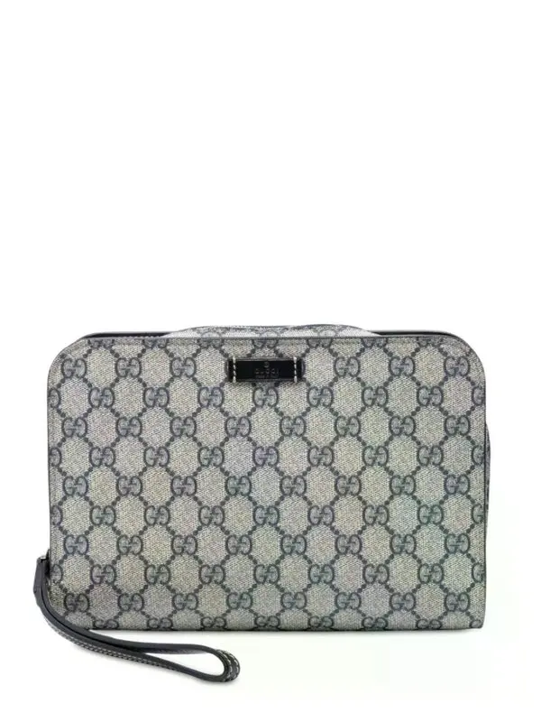 Gucci 2016-2026 Gg Supreme Clutch Bag