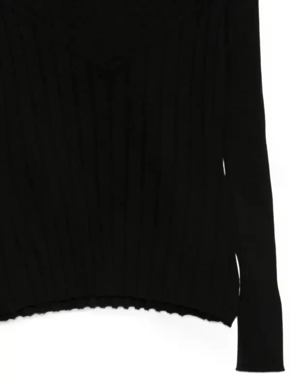 D.exterior Cold-shoulder Ribbed Sweater