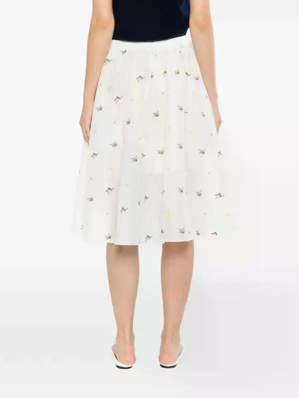 AO YES Embroidered Flared Skirt