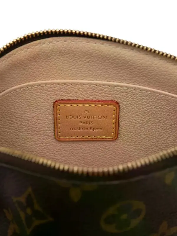 LOUIS VUITTON 2004 Monogram Cosmetic Pm Pouch