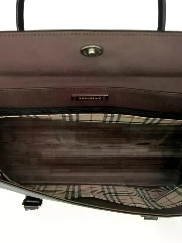 Burberry 2000-2017 Leather Handbag