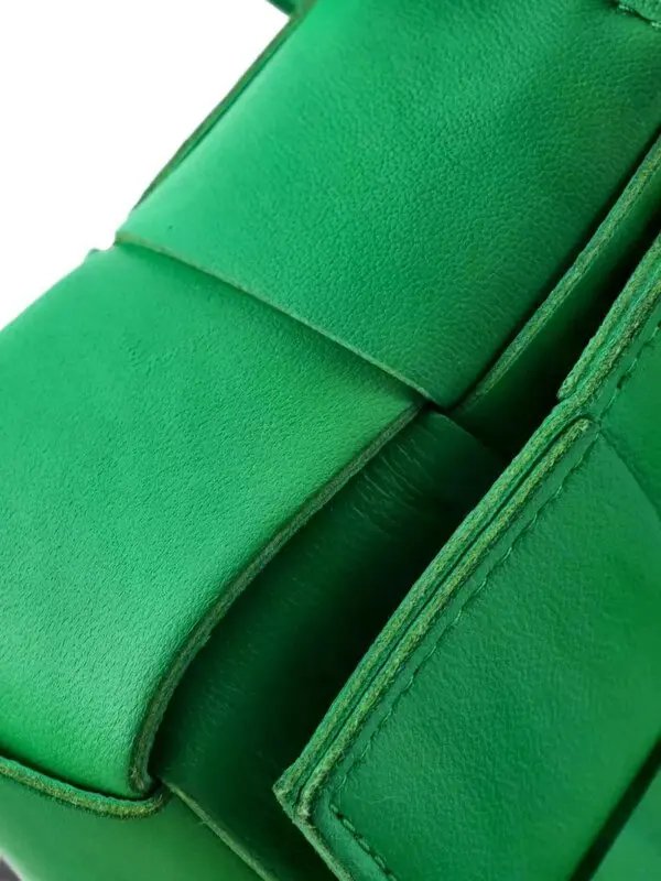 Bottega Veneta Cassette Maxi Intrecciato Leather Candy Crossbody Bag - Green