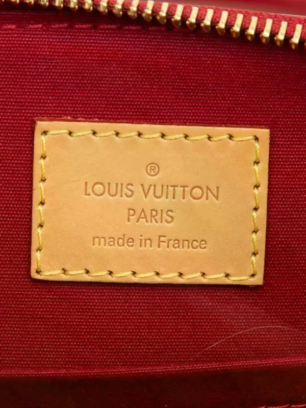 LOUIS VUITTON Monogram Vernis Sherwood Pm Shoulder Bag - Red