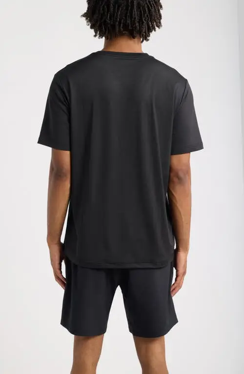 SANTO STUDIO Line Up Performance Graphic T-shirt