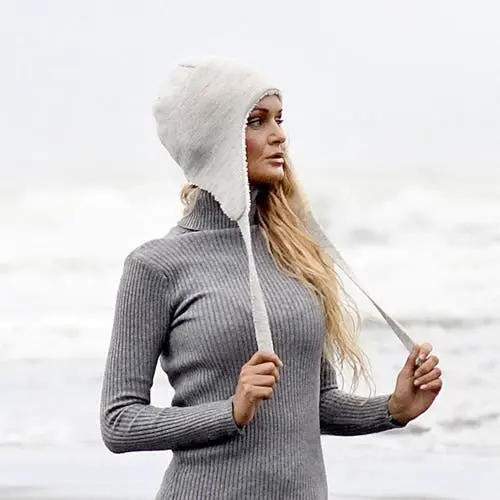 NIRVANNA DESIGNS Snug Hat - Black
