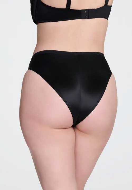 CUUP The Highwaist Satin