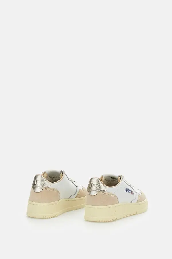 AUTRY Medalist Low Sneakers In Leather