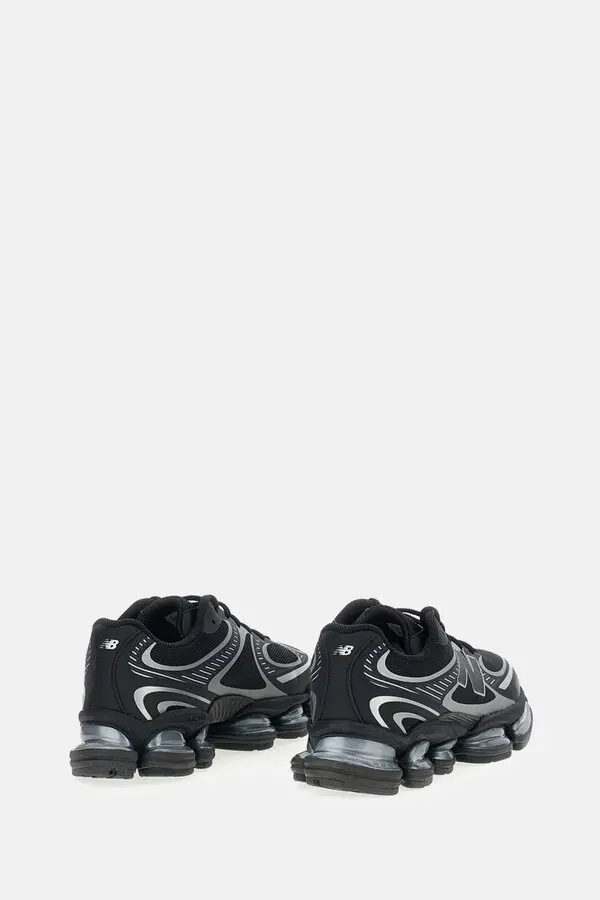 NEW BALANCE Sneakers U2000