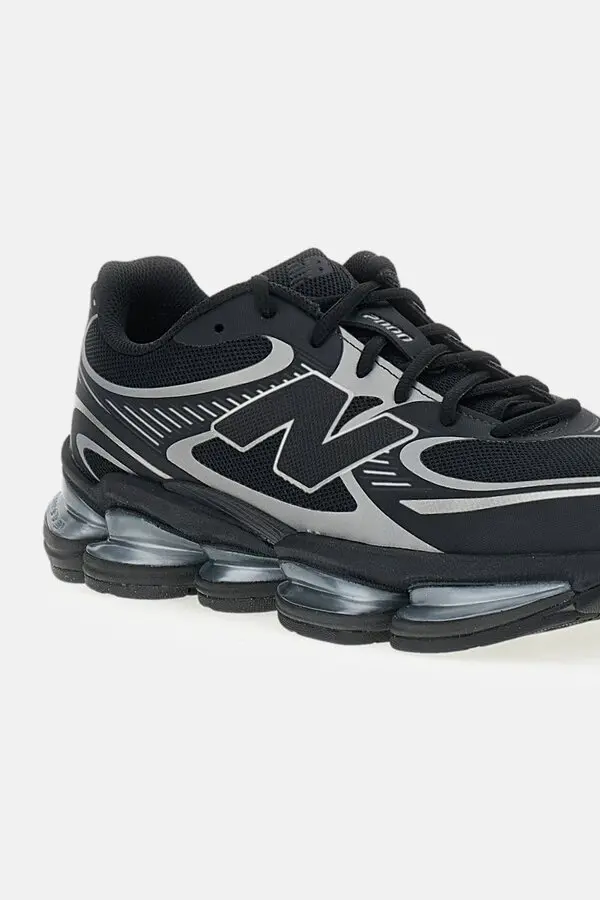 NEW BALANCE Sneakers U2000