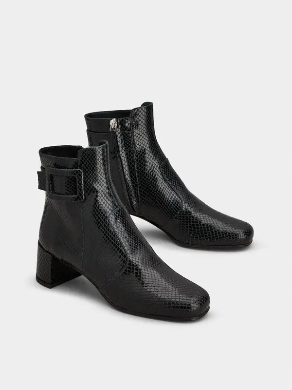 ROGER VIVIER Polly Leather Ankle Boots With Buckle Detail - Black
