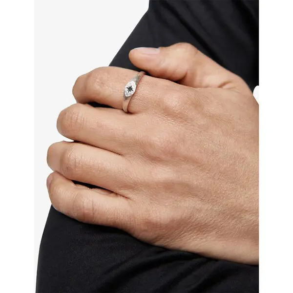 Monica Vinader Guiding Star Signet Ring
