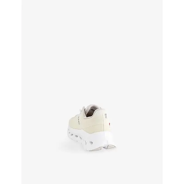 On Cloudtilt Mesh Trainers - White Bran F