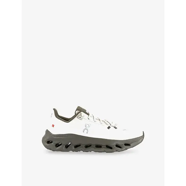 On Cloudtilt Mesh Trainers