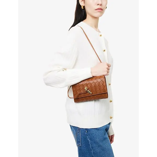 Bottega Veneta Andiamo Wallet-on-chain