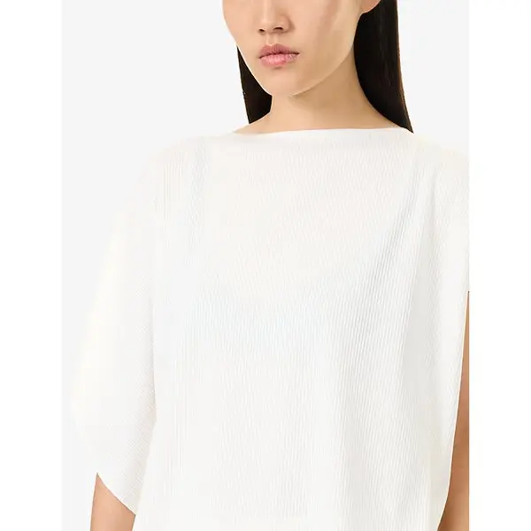 Issey Miyake Knitted Asymmetrical Pleated Shirt - White