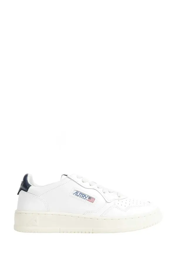 AUTRY Medalist Low Sneakers In And Navy - White