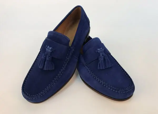 Gucci Tassel Detail Loafers