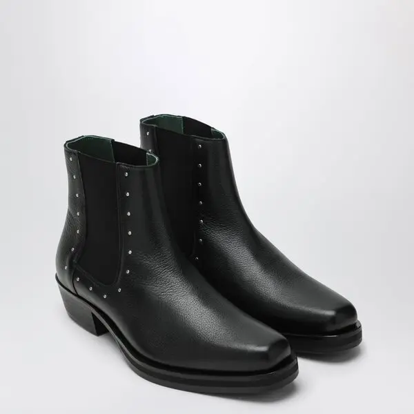 VINNY'S Joee Chelsea Ankle Boots In With Small Studs