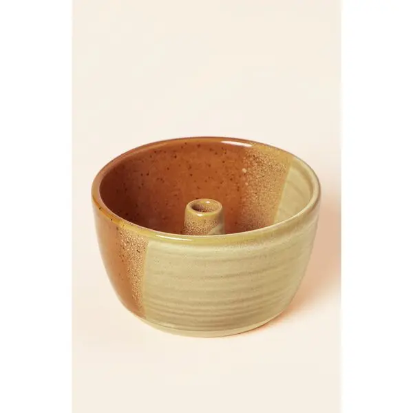 UNCOMMON GOODS Egg On A Bagel Maker