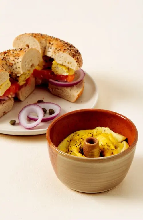 UNCOMMON GOODS Egg On A Bagel Maker