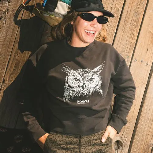 KAVU Crew Crop Top Organic Cotton Fleece Sweatshirt With Graphic - Night Owl