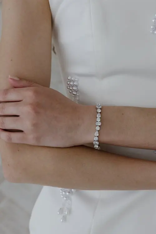 UNTAMED PETALS Vivienne Crystal Bracelet - Metallic Silver