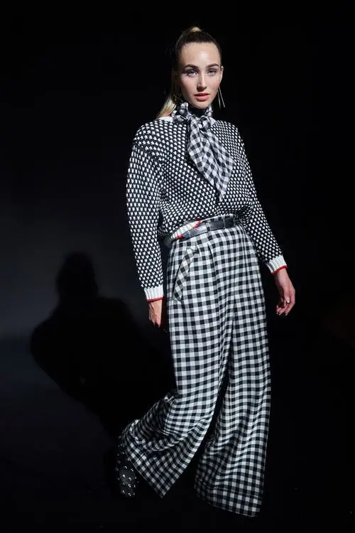 MAISON COMMON Wide Leg Plaid Pants With Cuff