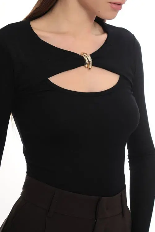 MONLICIA Detail Cutout Long Sleeve Stretch Top - Black