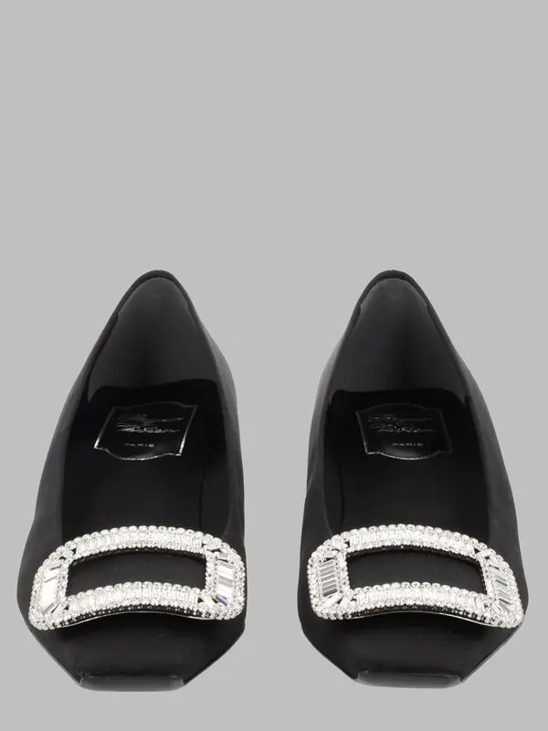 ROGER VIVIER Belle Décolleté Pumps With Embellished Buckle