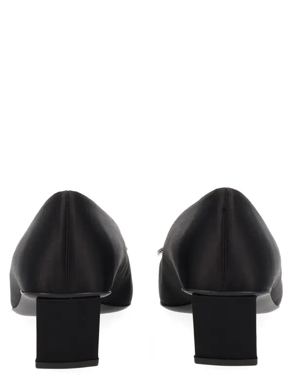ROGER VIVIER Belle Décolleté Pumps With Embellished Buckle