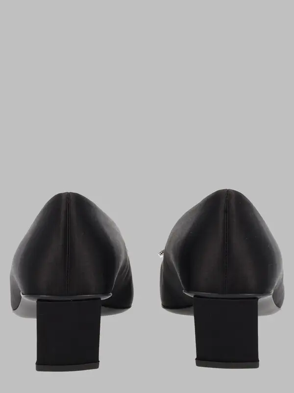 ROGER VIVIER Belle Décolleté Pumps With Embellished Buckle
