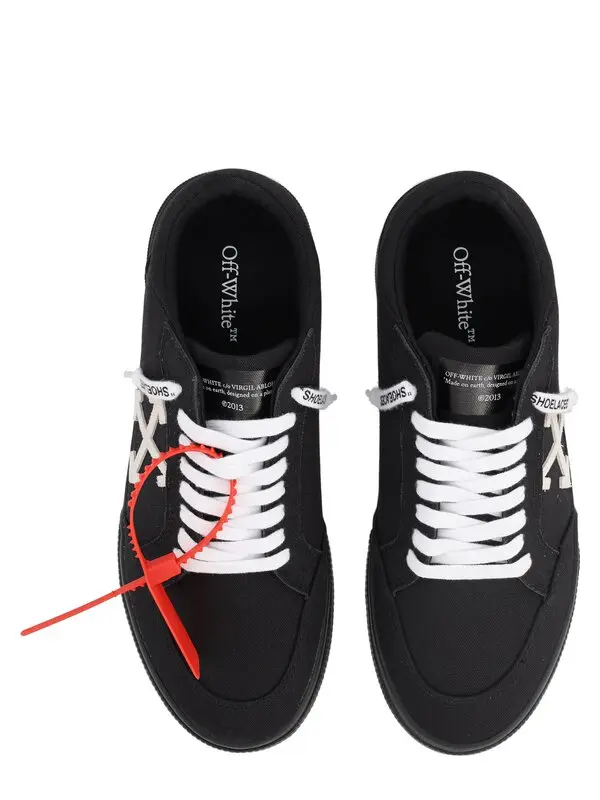 Off-White Sneaker " Vulc Low