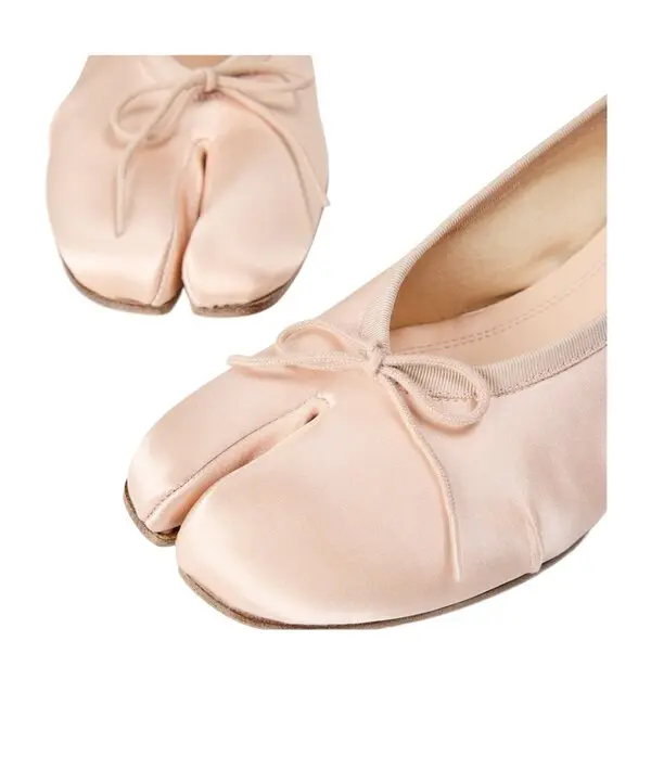 MAISON MARGIELA Tabi Ballet Court Heel Pumps